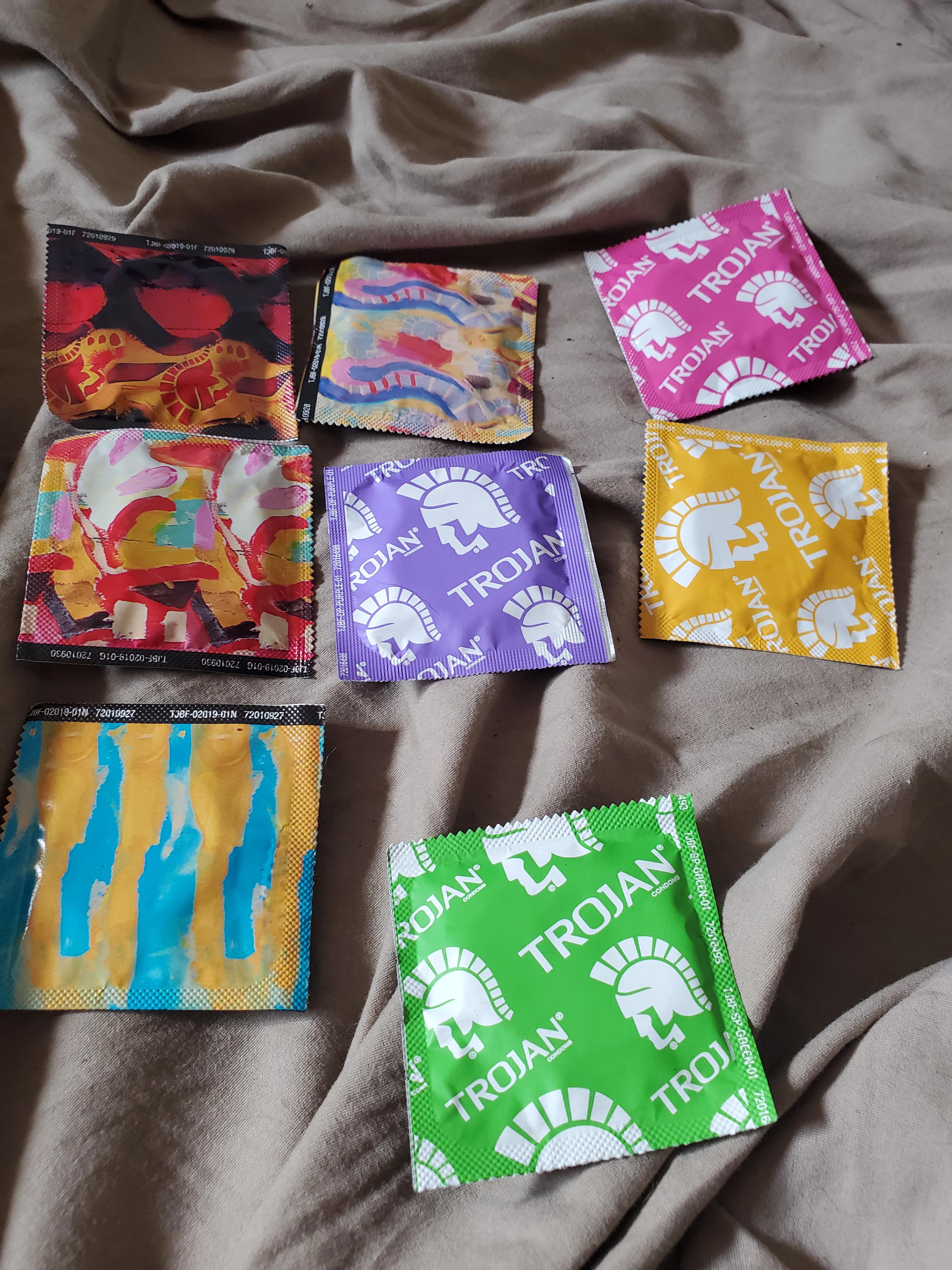 [M] 27 pick one yall | Scrolller