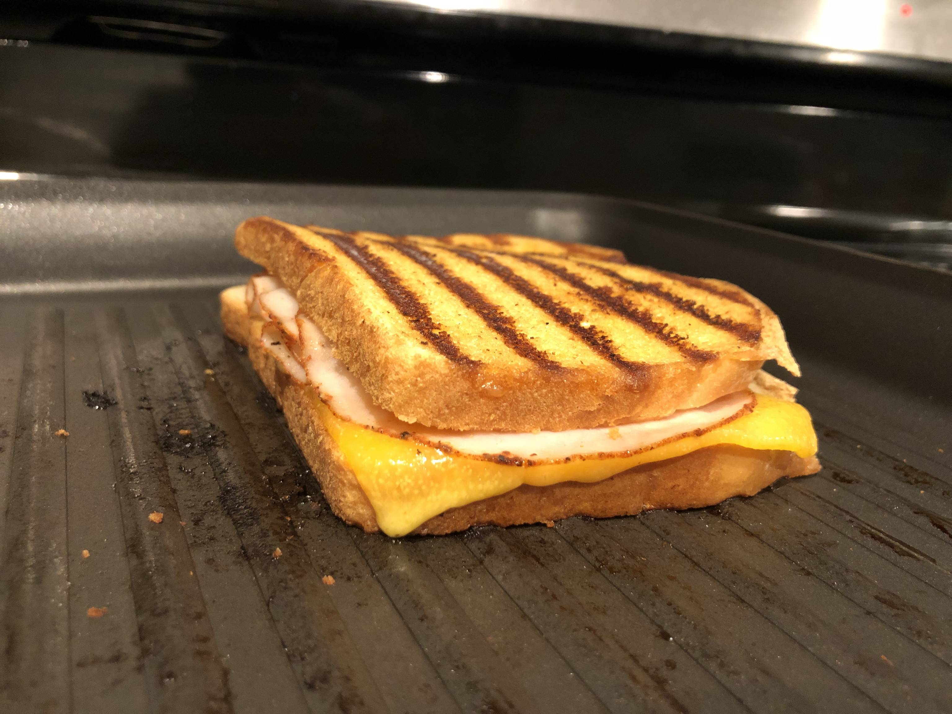 M. E. L. T. | Scrolller