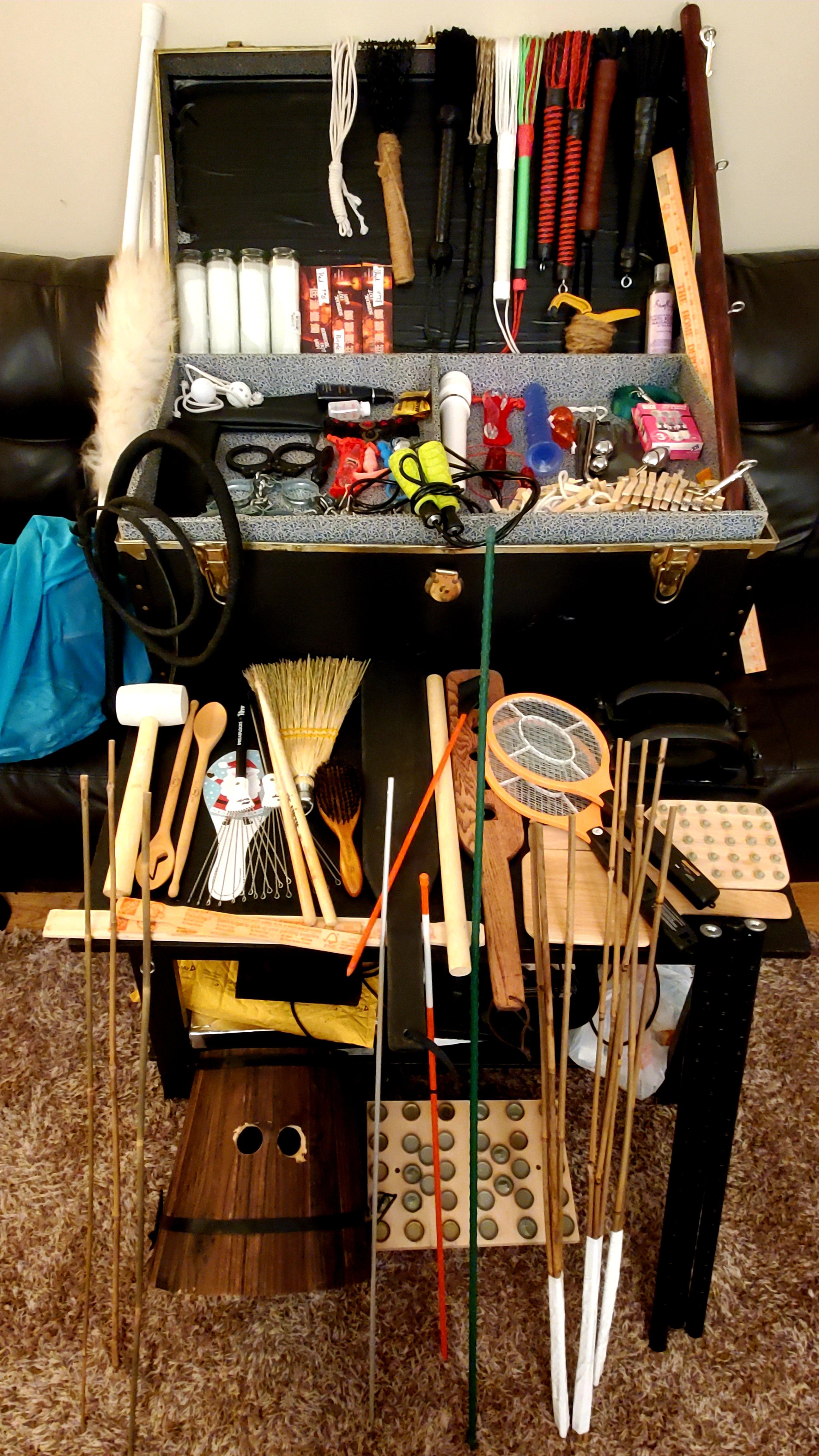 [M23] (bdsm)Dominant/Sensual-Sadist/Top iso play (f18-35) (Nashville) | Scrolller