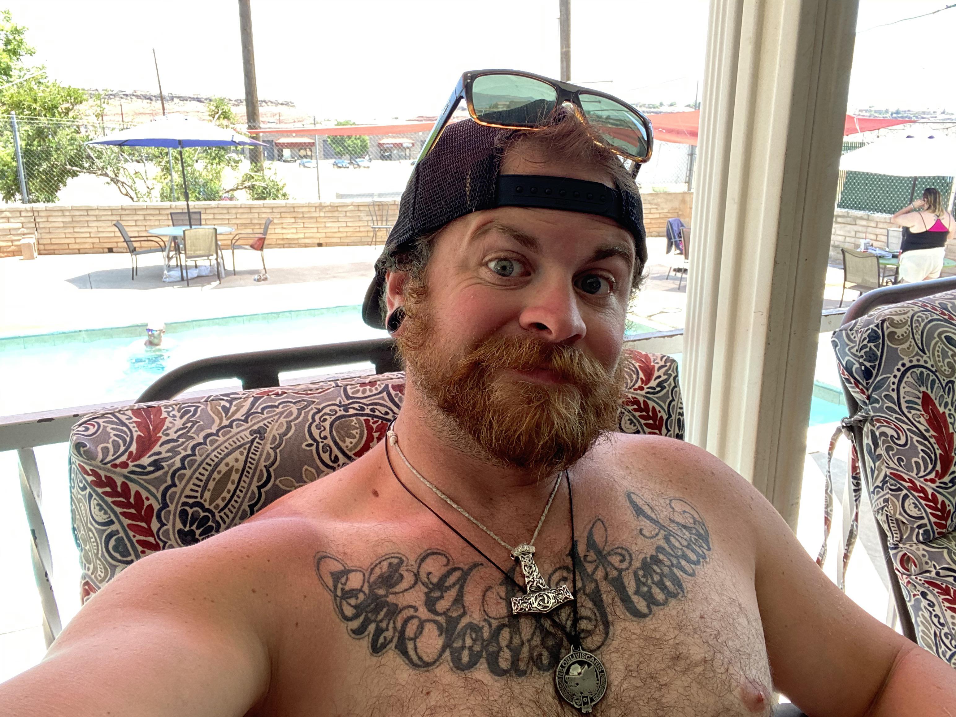 M4F/T downtown St George | Scrolller