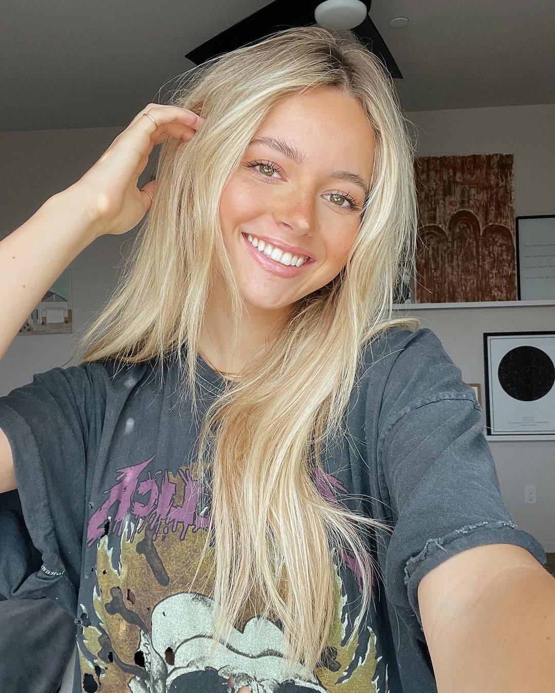 Maddie Salute (@maddiesalute) | Scrolller