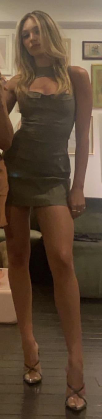 Maddie Ziegler’s legs drive me crazy | Scrolller