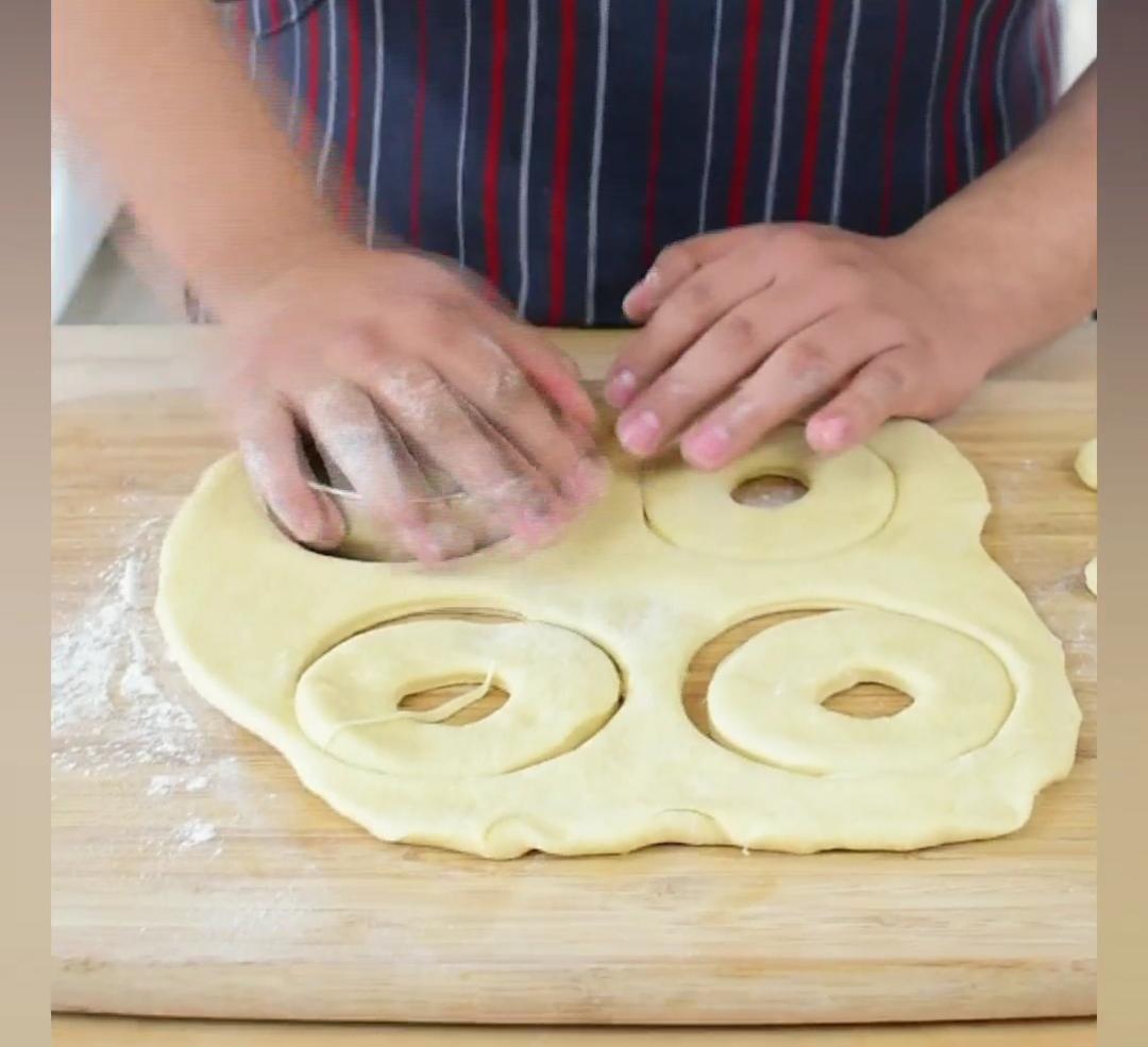 Made fresh homemade doughnuts 🥰 | Scrolller