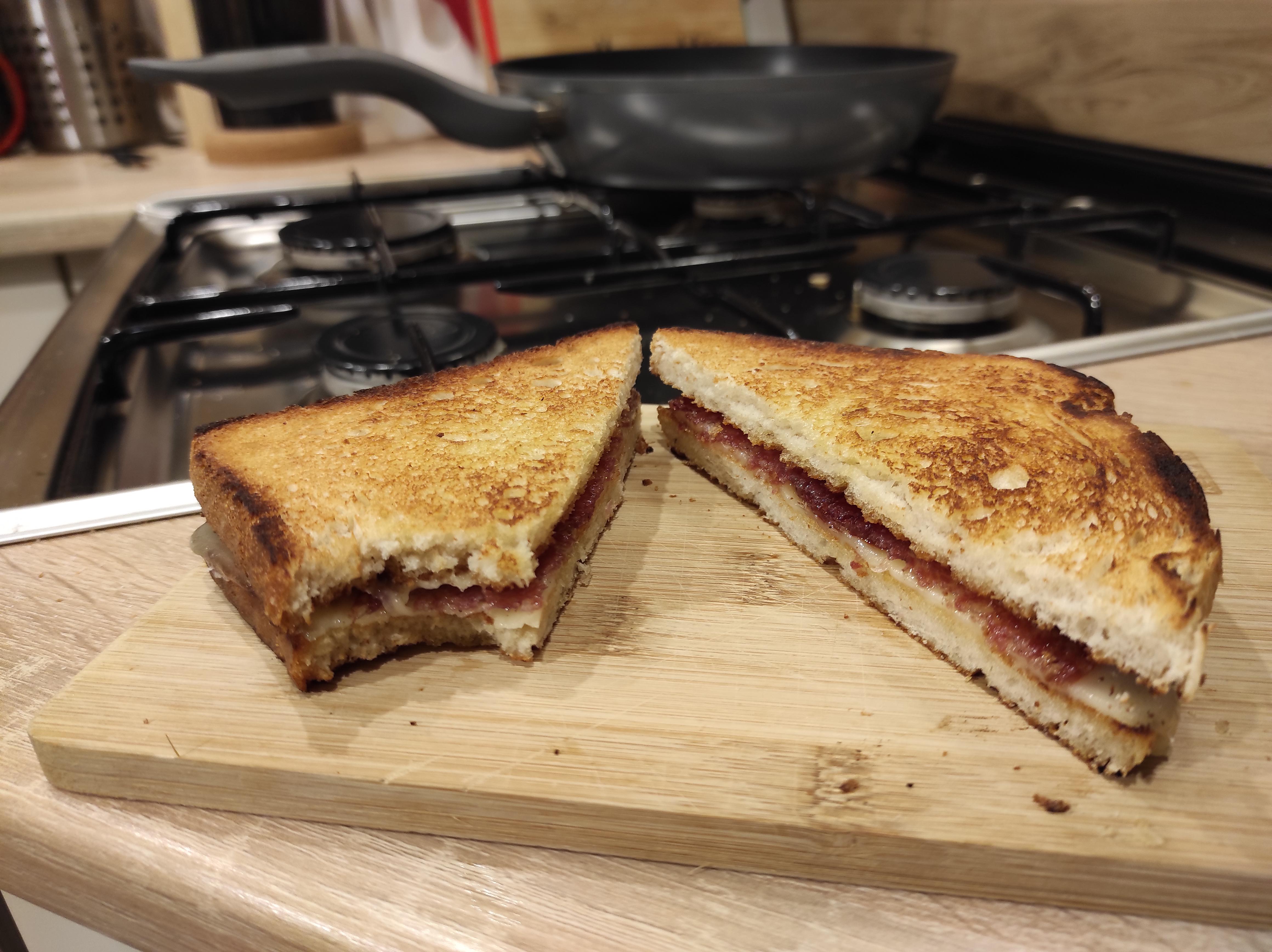 Made my first ever grilled cheese. Pretty proud of it. Doesn't look ... Made my first ever grilled cheese. Pretty proud of it. Doesn't look ...