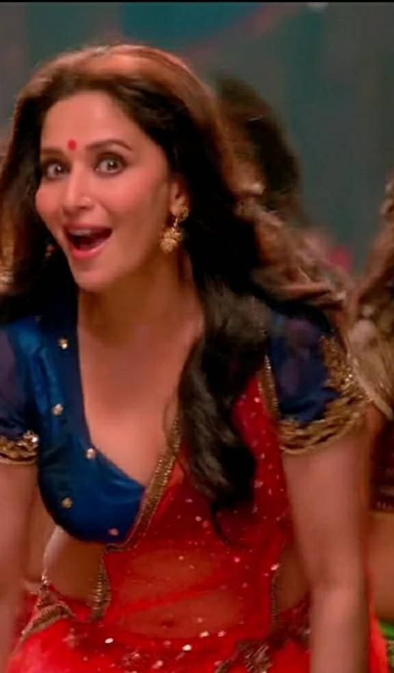 Madhuri Dixit and her expressions😍 | Scrolller