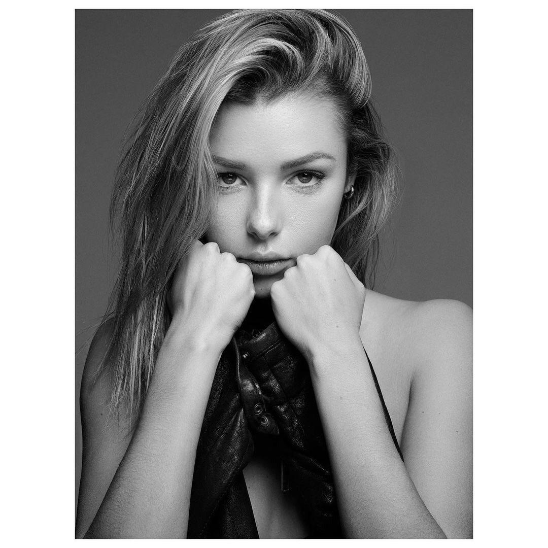 Madi Teeuws Scrolller