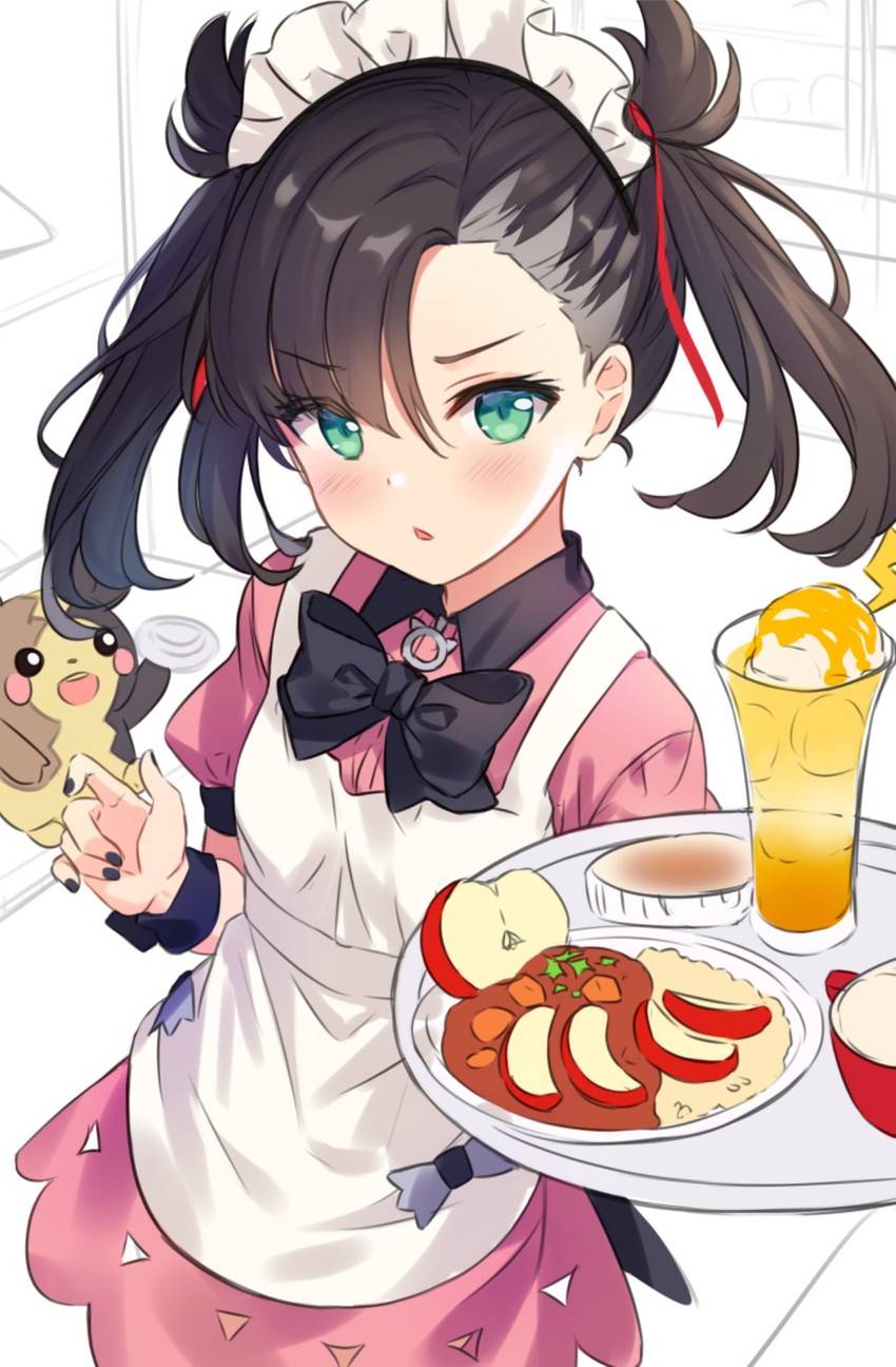 Maid Waitress | Scrolller