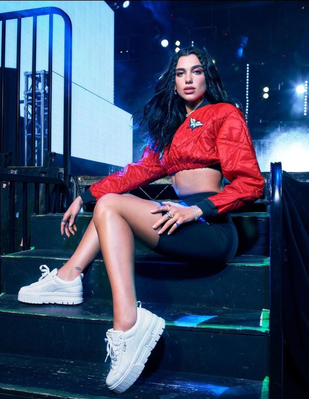 Make me shoot ropes for Dua Lipa | Scrolller