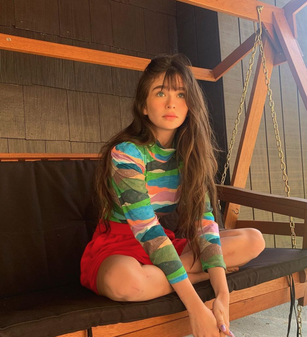 Malina Weissman turned 18 and has upped her Instagram game (pic Apr 28th) | Scrolller