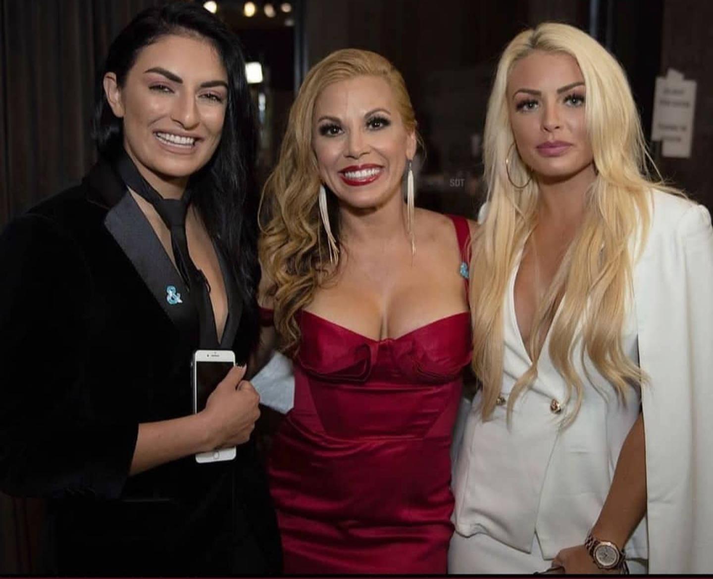 Mandy, Sonya and Mickie | Scrolller