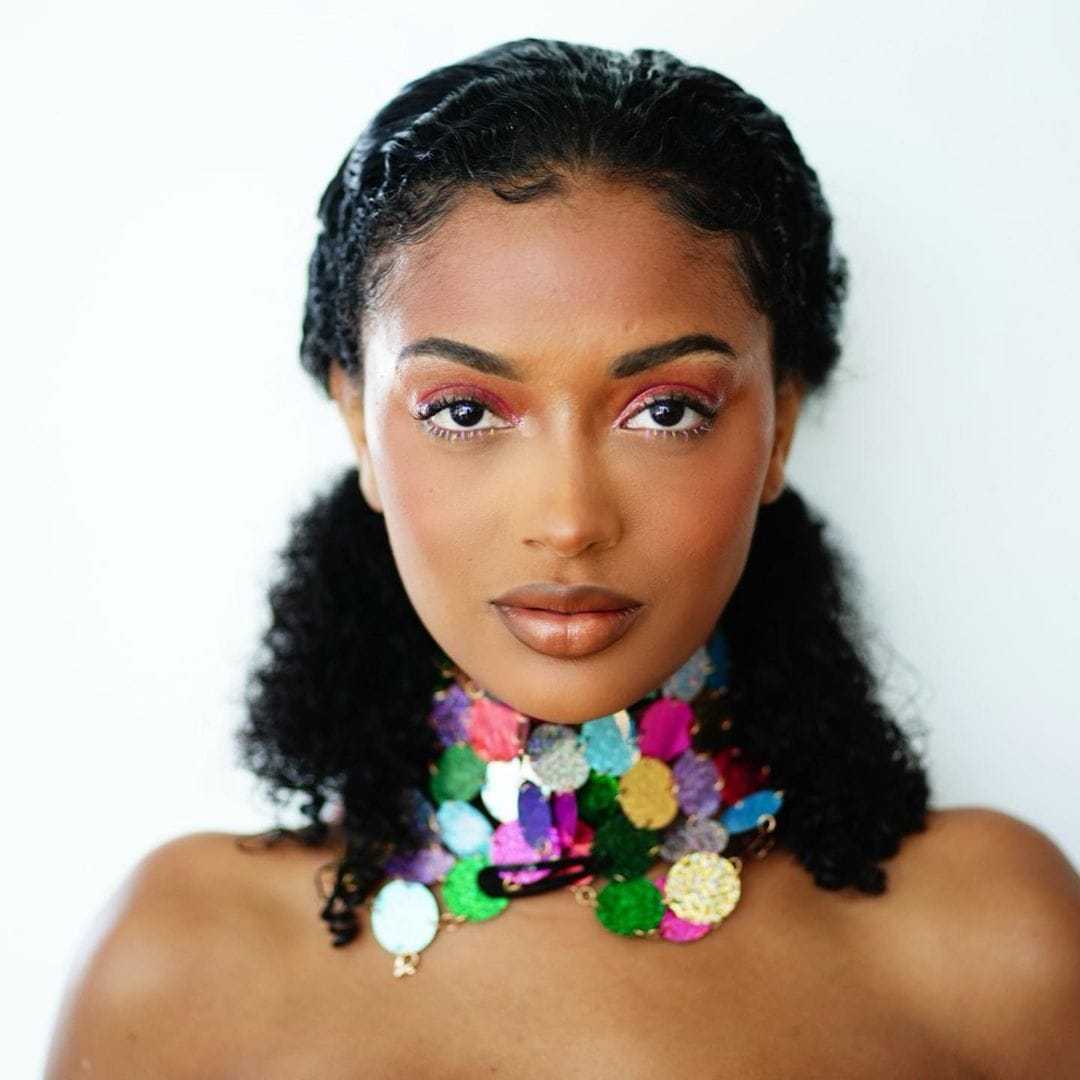 Marilyn Melo Scrolller