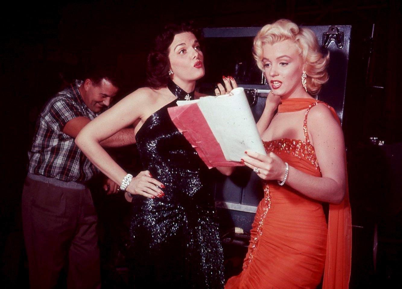 Marilyn Monroe and Jane Russell rehearsing on the set of Gentlemen Prefer Blondes, 1952. | Scrolller