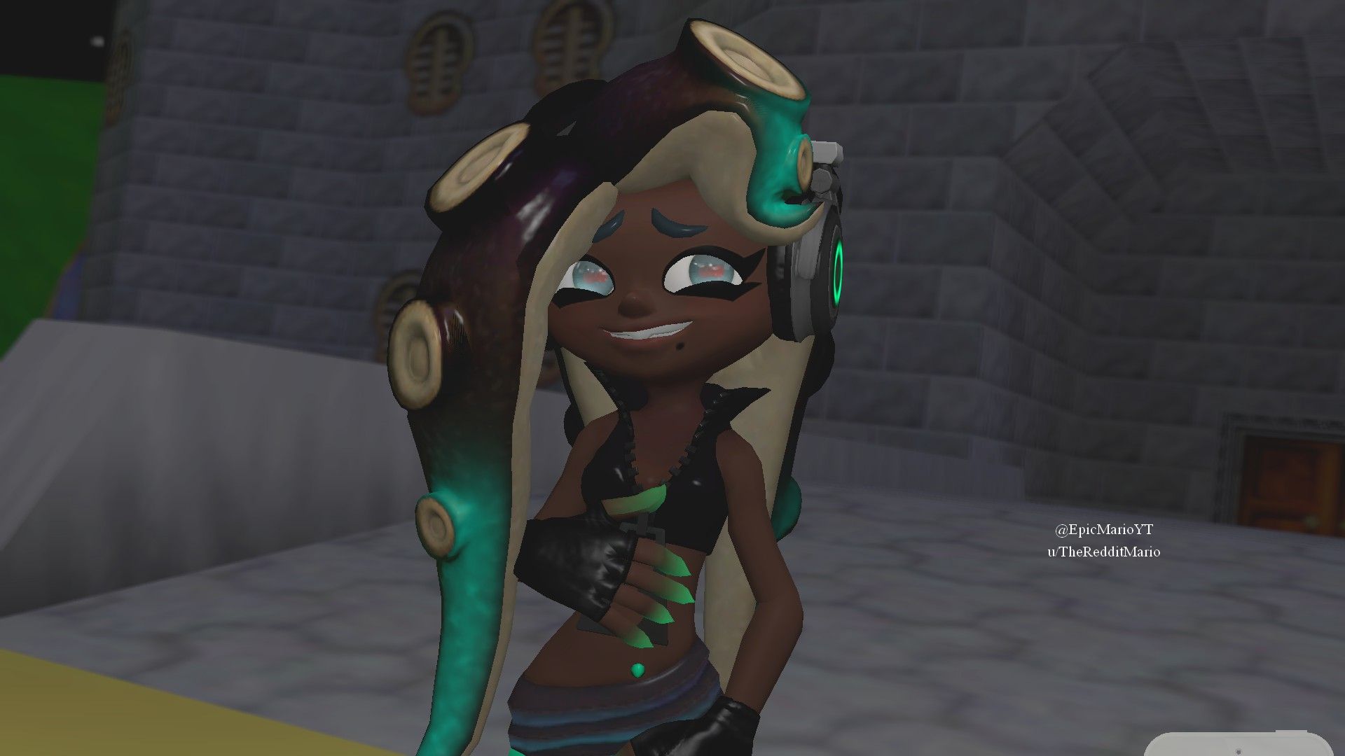 Marina outside the castle | Scrolller