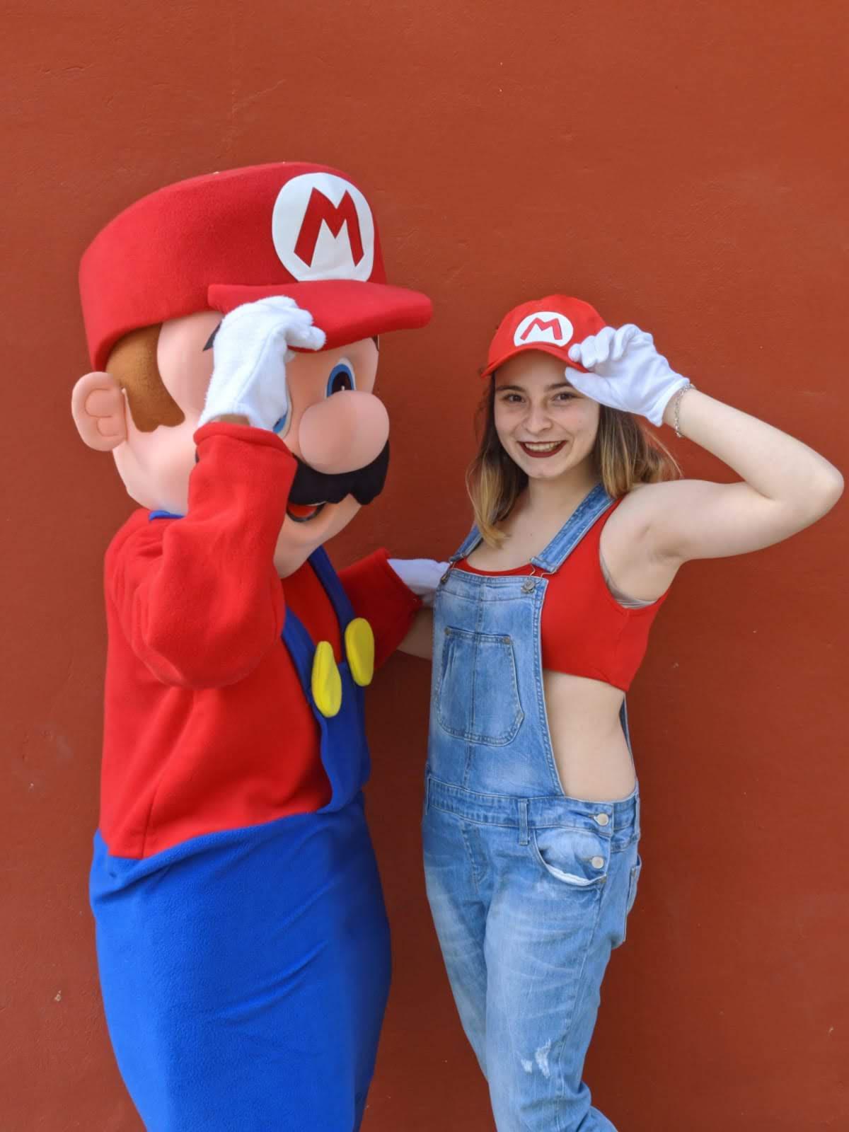 Mario Bros Cosplay by Meli! | Scrolller