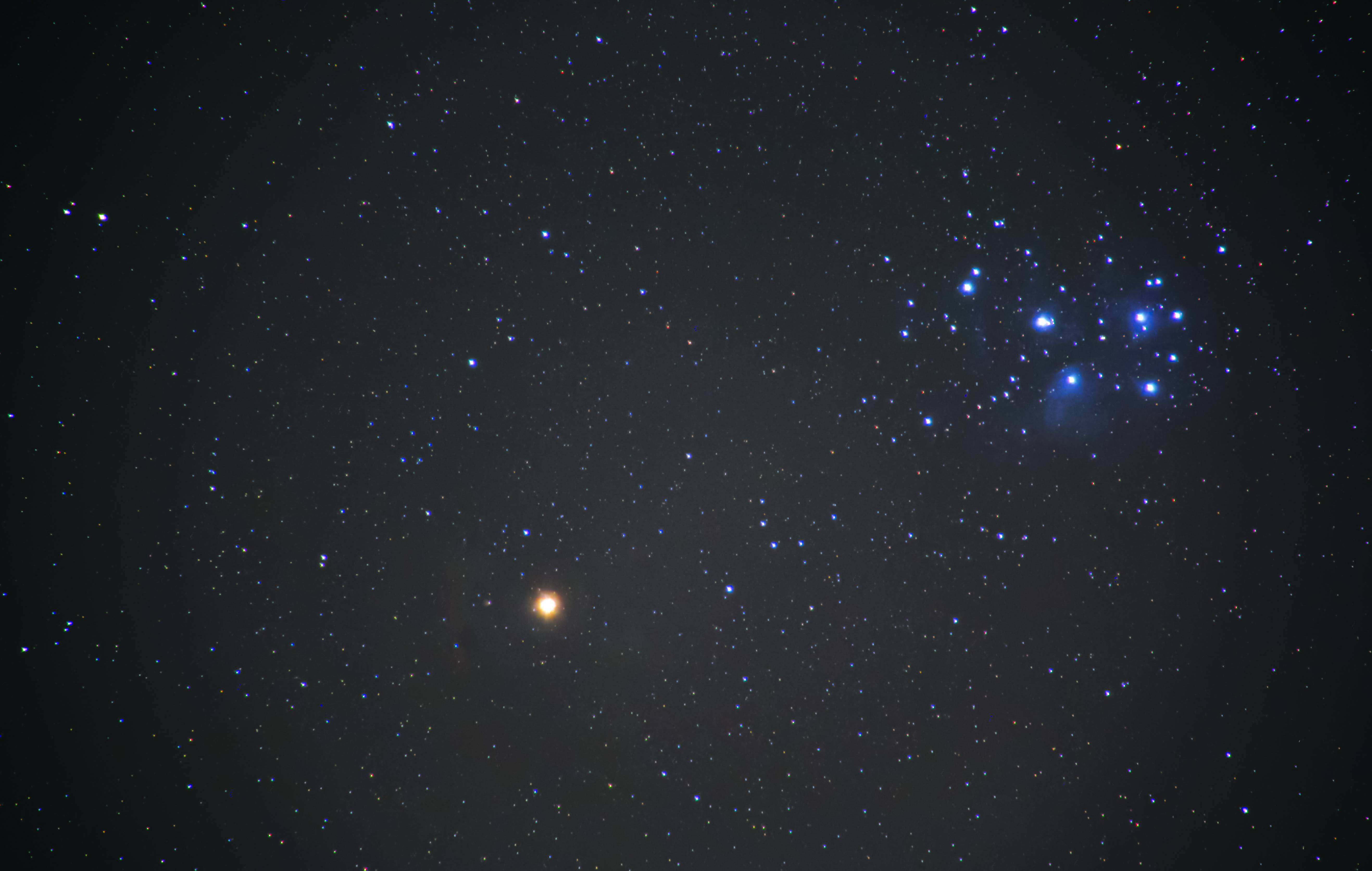Mars and Pleiades meet in the same frame | Scrolller