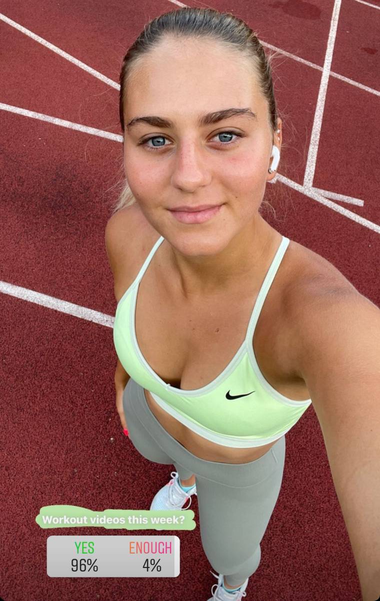 Marta Kostyuk | Scrolller