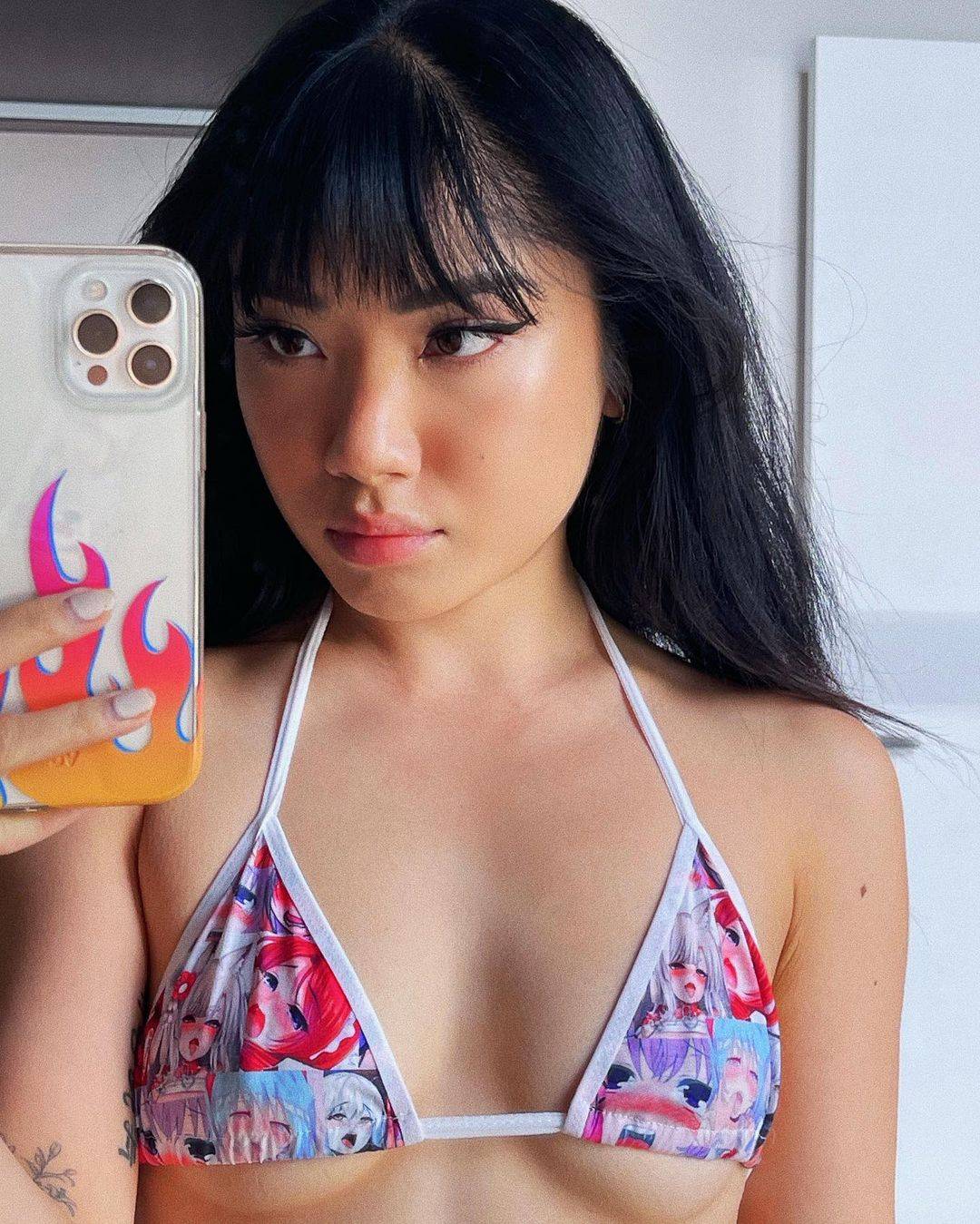 Mary Cakes | Scrolller