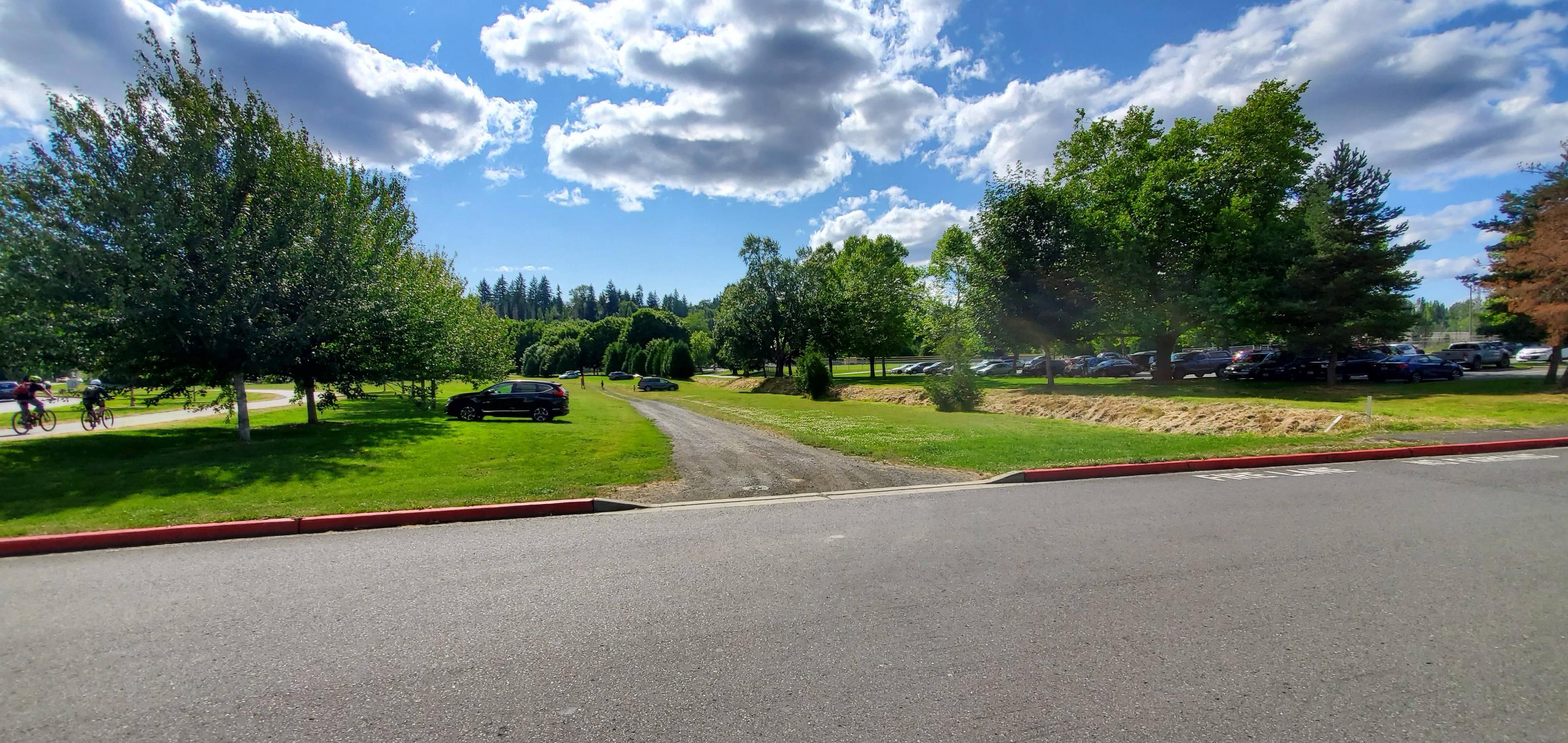 [Marymoor] Why park in the half empty parking lots when you can park on the grass? | Scrolller