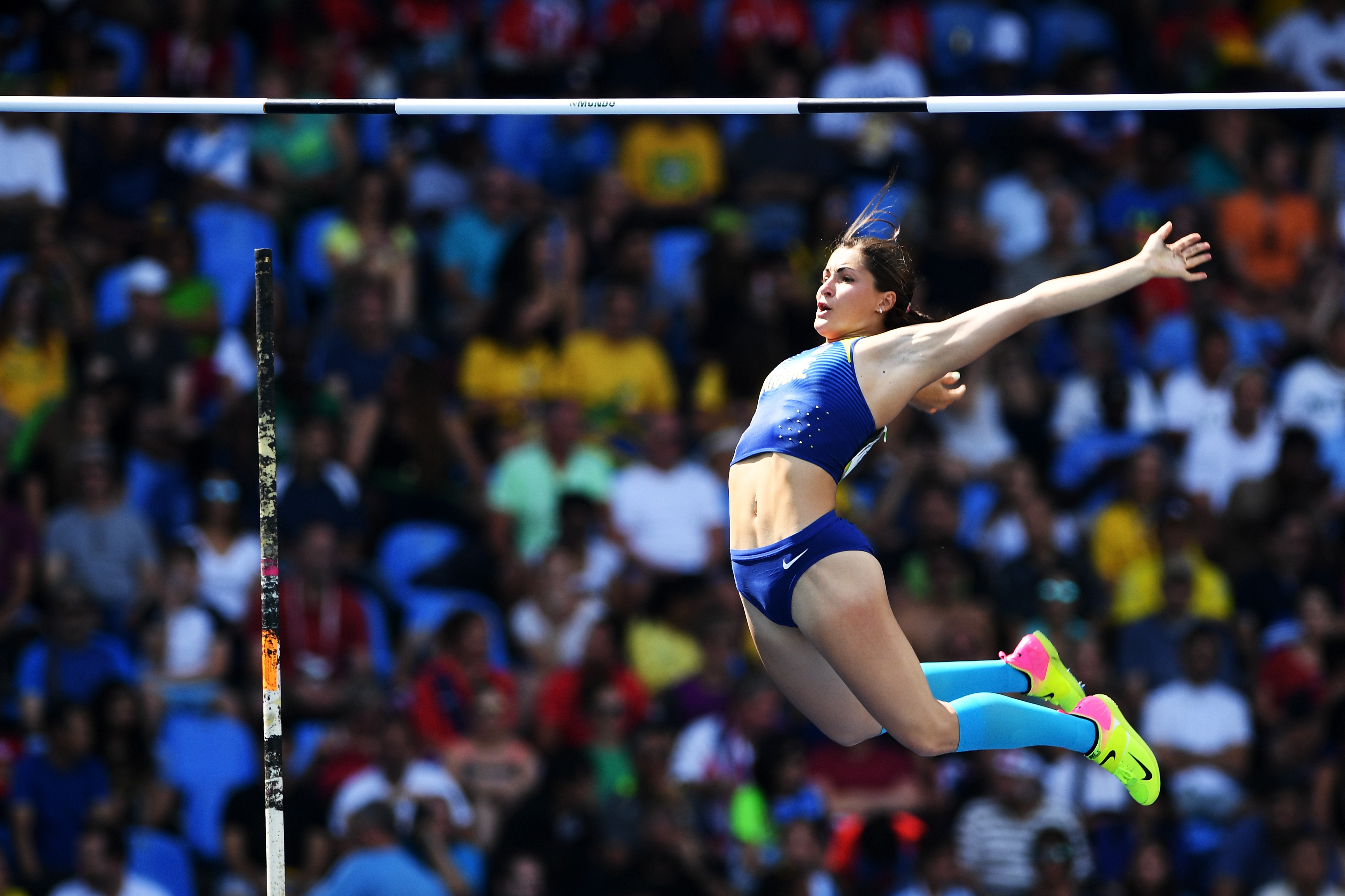 Maryna Kylypko pole vault | Scrolller