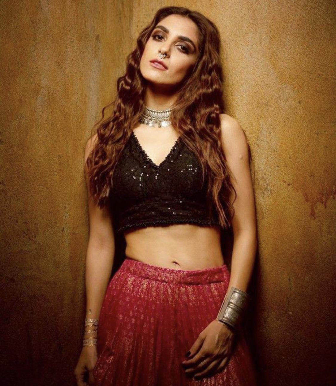 Maya Ali | Scrolller