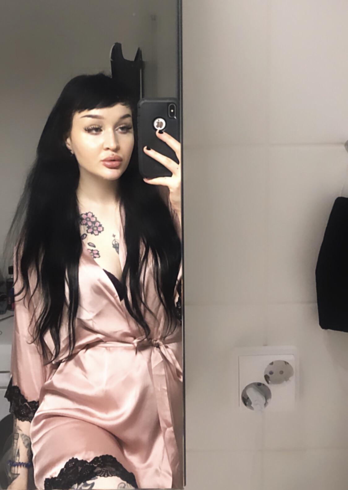 💋 Me ! F21 | Scrolller