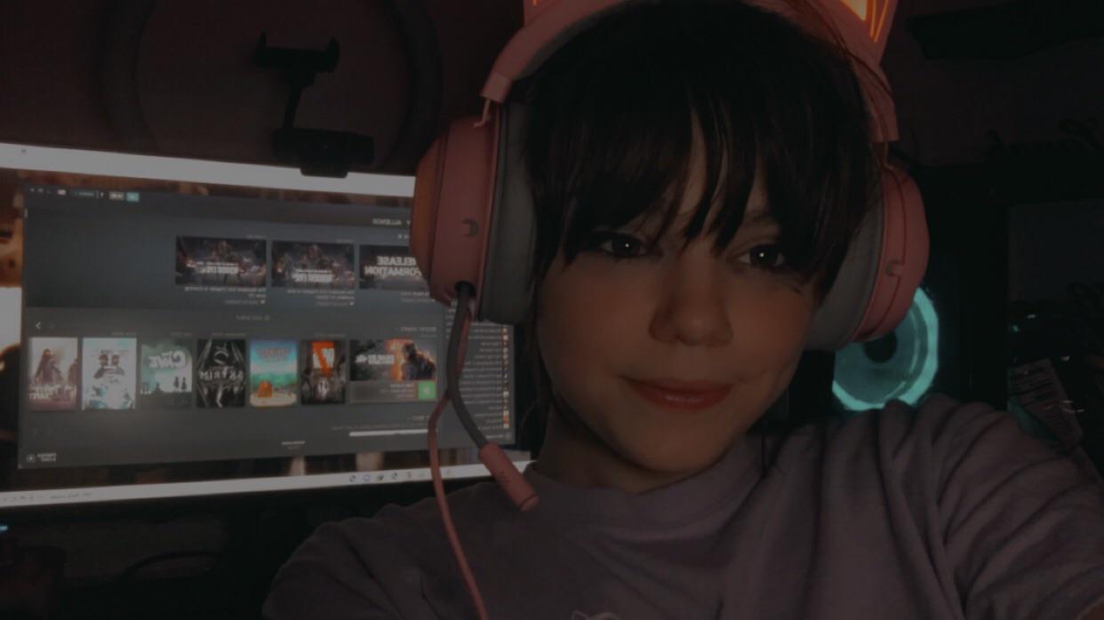 Me On My Way To Play On Steam After I Just Got Railed Behind The Desk 🥰 7776