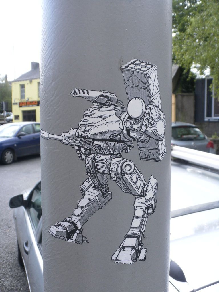 Mecha on a pole. | Scrolller