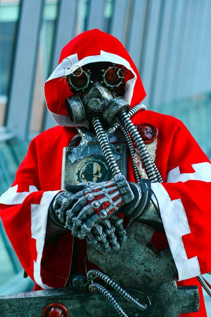 Mechanicus Cosplay | Scrolller