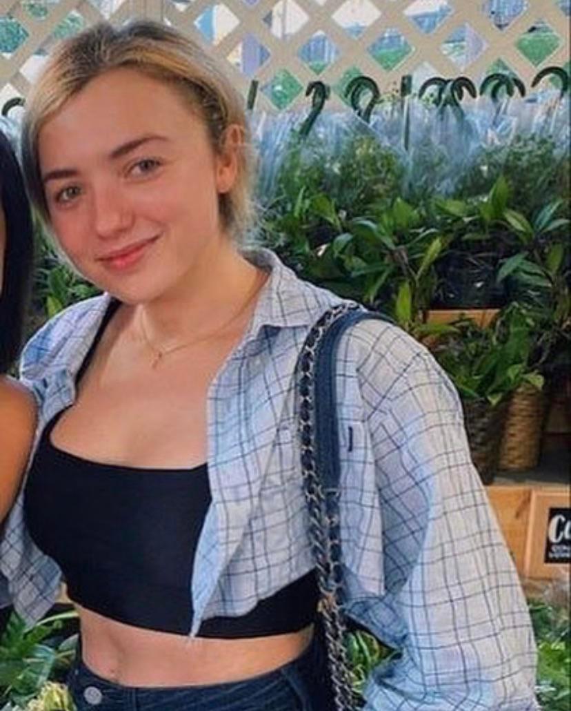 Peyton List Scrolller 9287