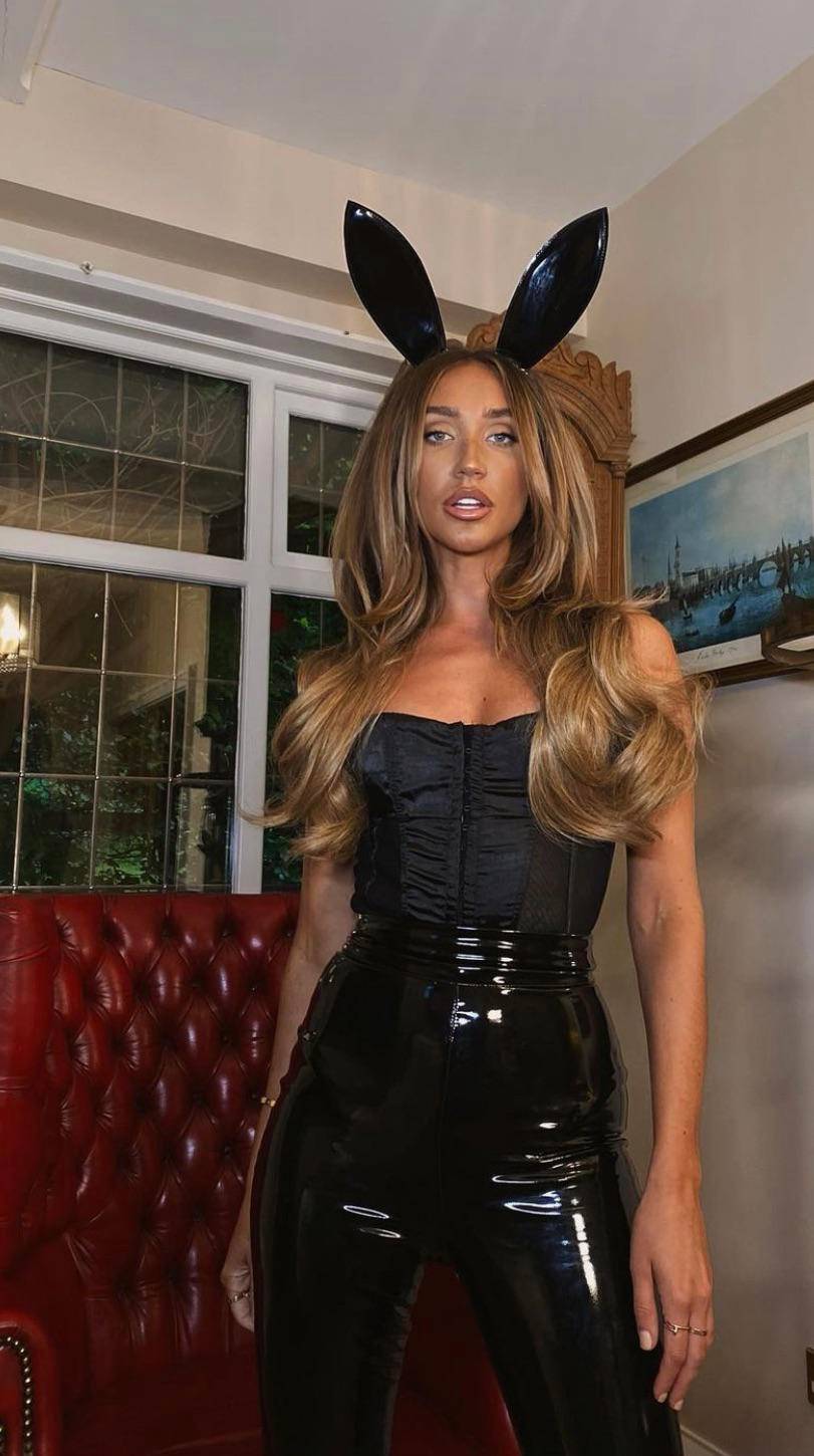 Megan McKenna | Scrolller