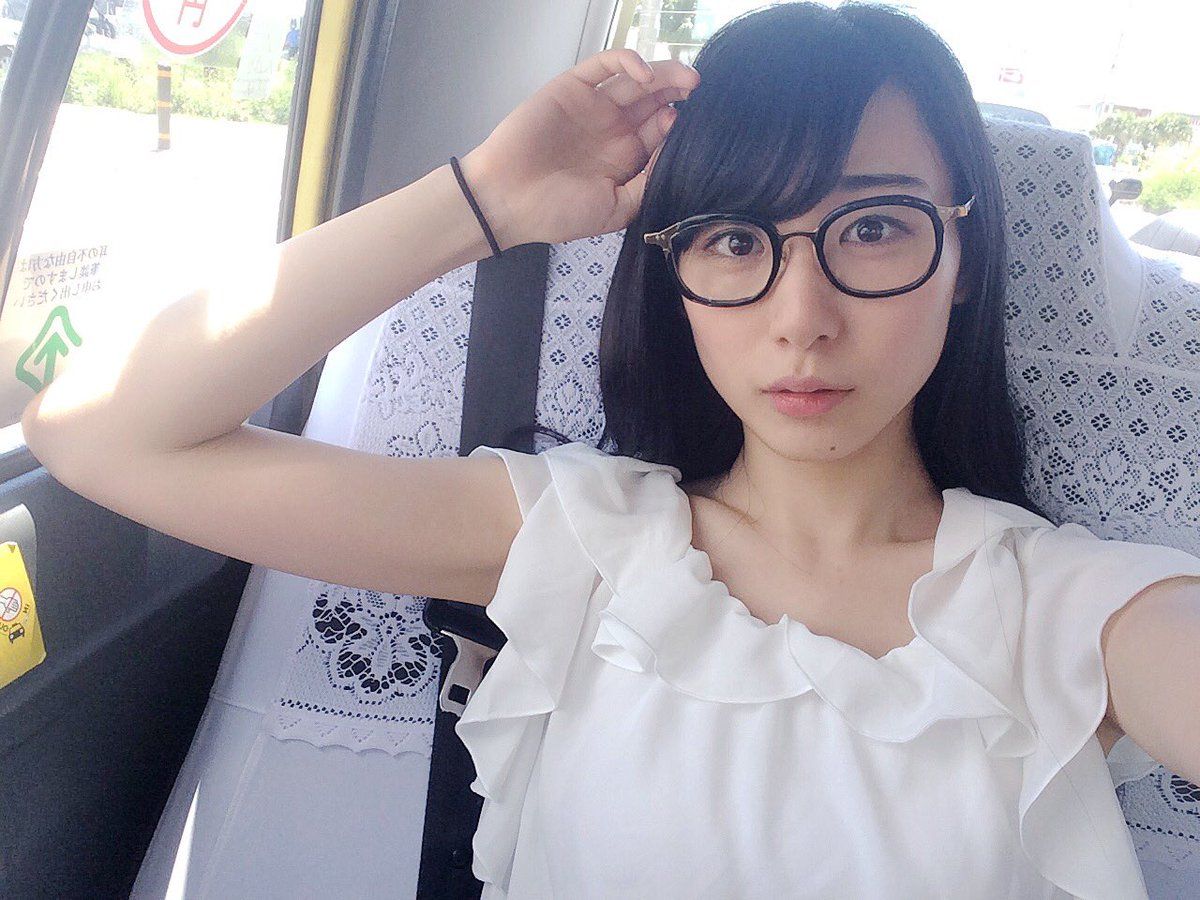 Megane-goddess | Scrolller