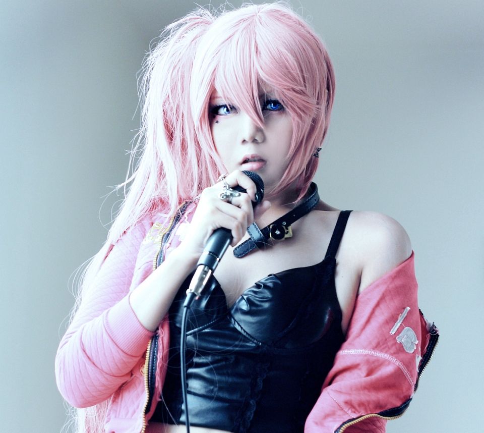 Megurine Luka by Inushio Kimuchi | Scrolller