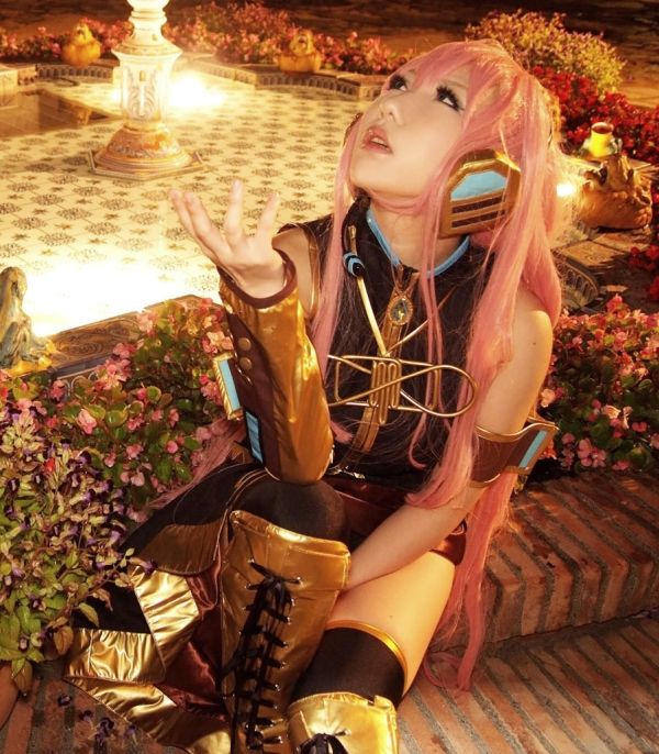 Megurine Luka by Saku | Scrolller