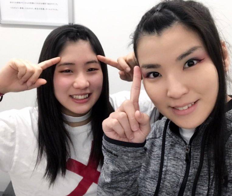 Mei Suruga & Hikaru Shida | Scrolller