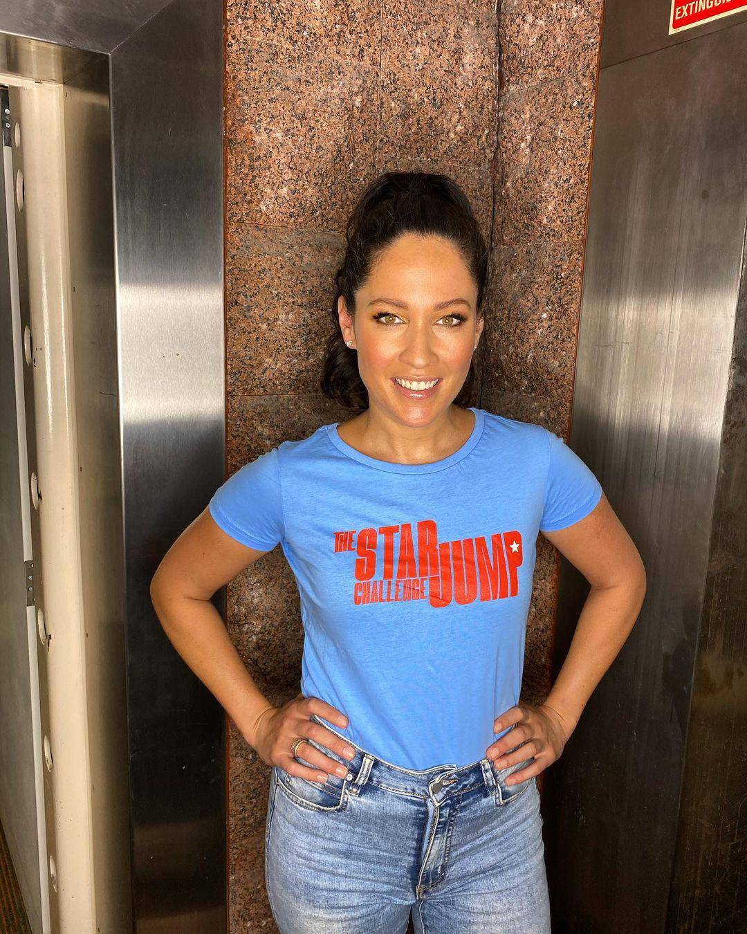 Mel Mclaughlin Scrolller