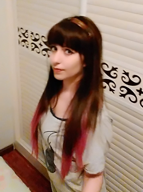 Melina J, Cymellia CEO | Scrolller