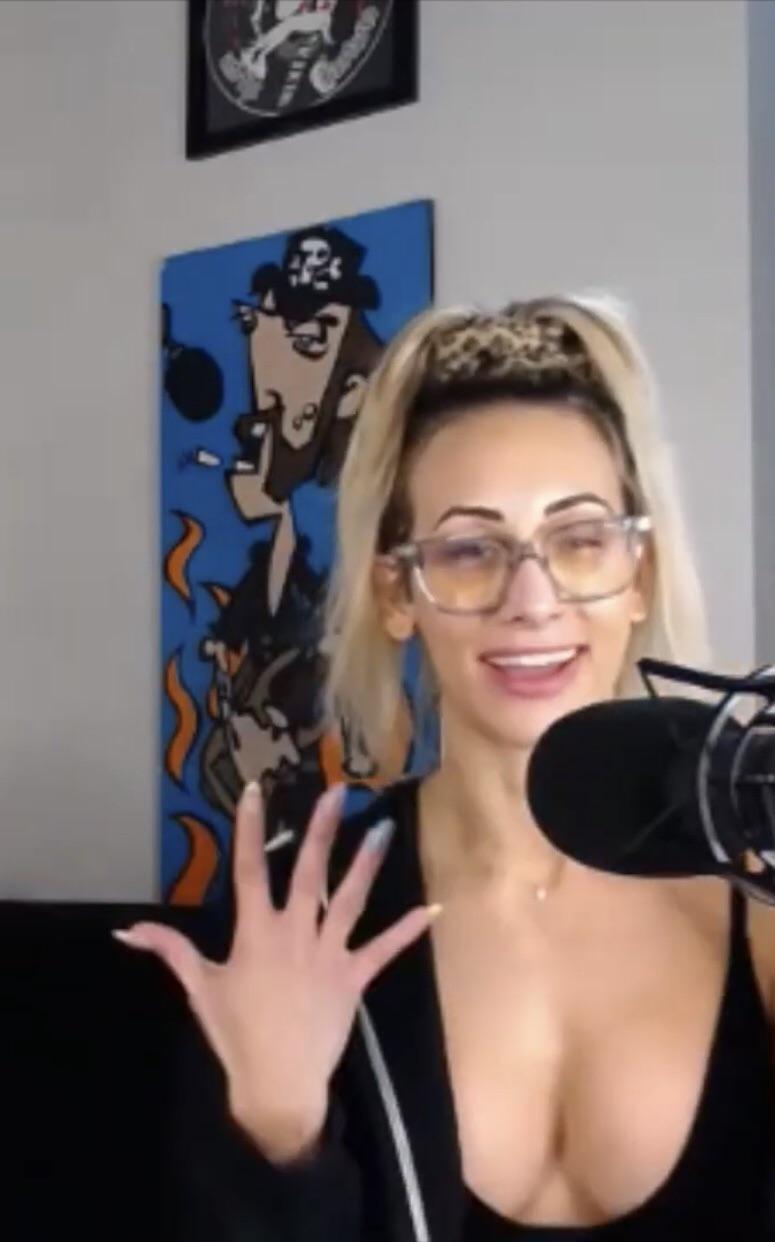 Mella melons | Scrolller