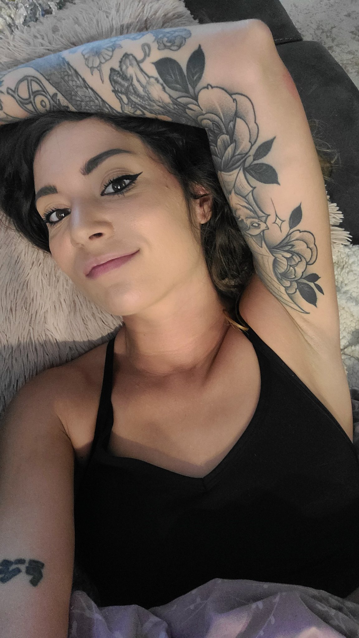 Melonie Mac | Scrolller