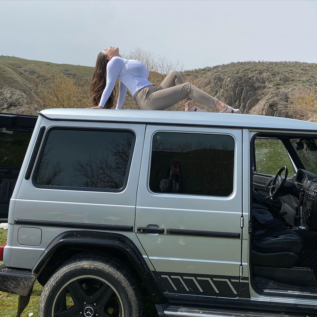 Mercedes | Scrolller