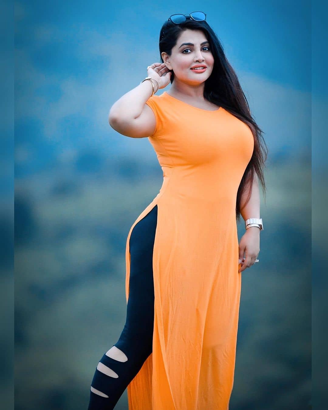 Meri chachi. Randi saali | Scrolller