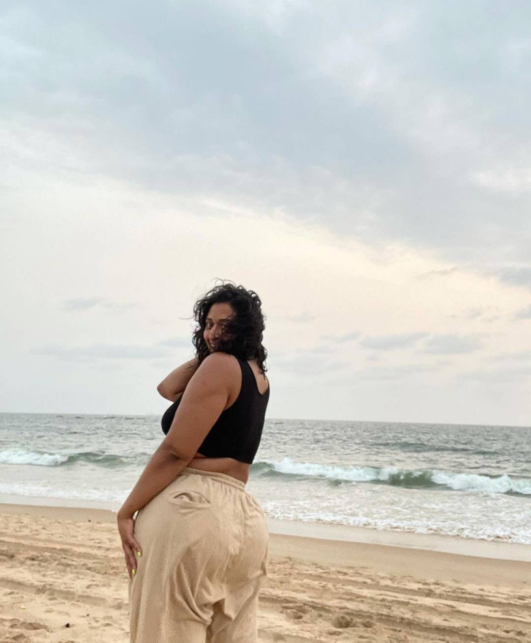 Mummy ki Gaand | Scrolller