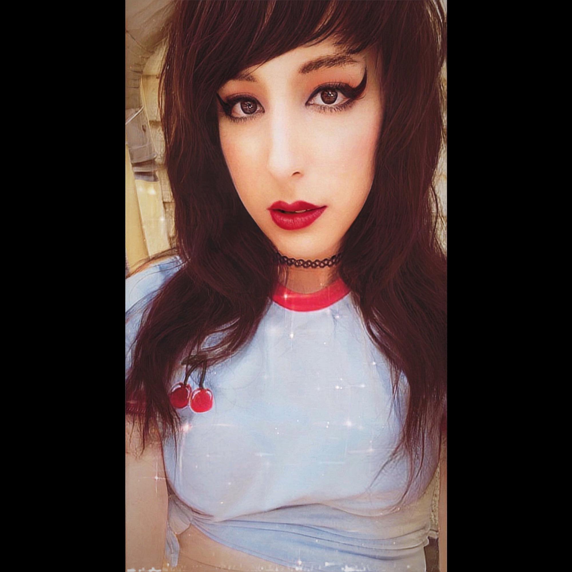 Merry Cherry Bomb | Scrolller