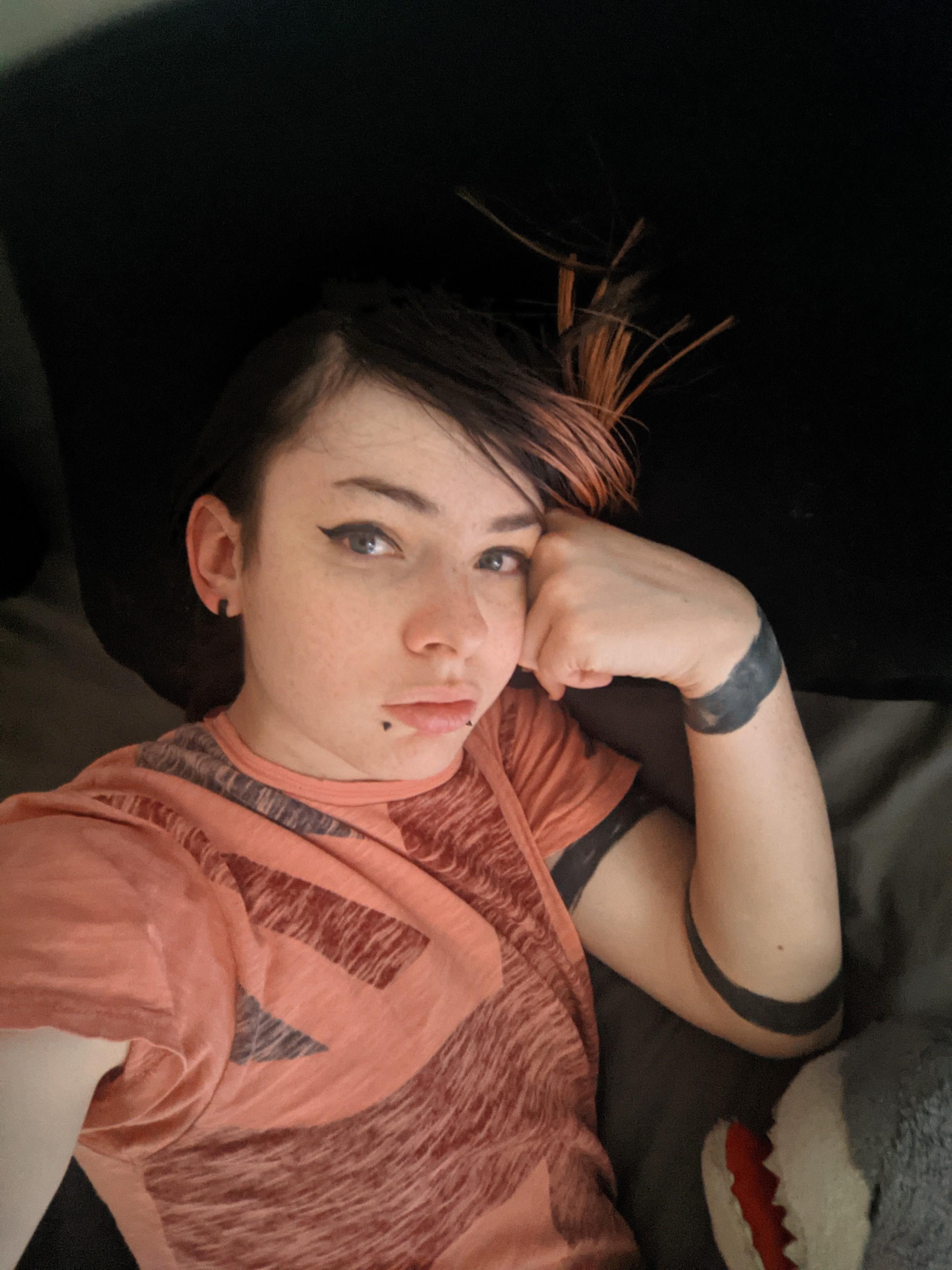 messy bed selfie ft. shark snoot | Scrolller