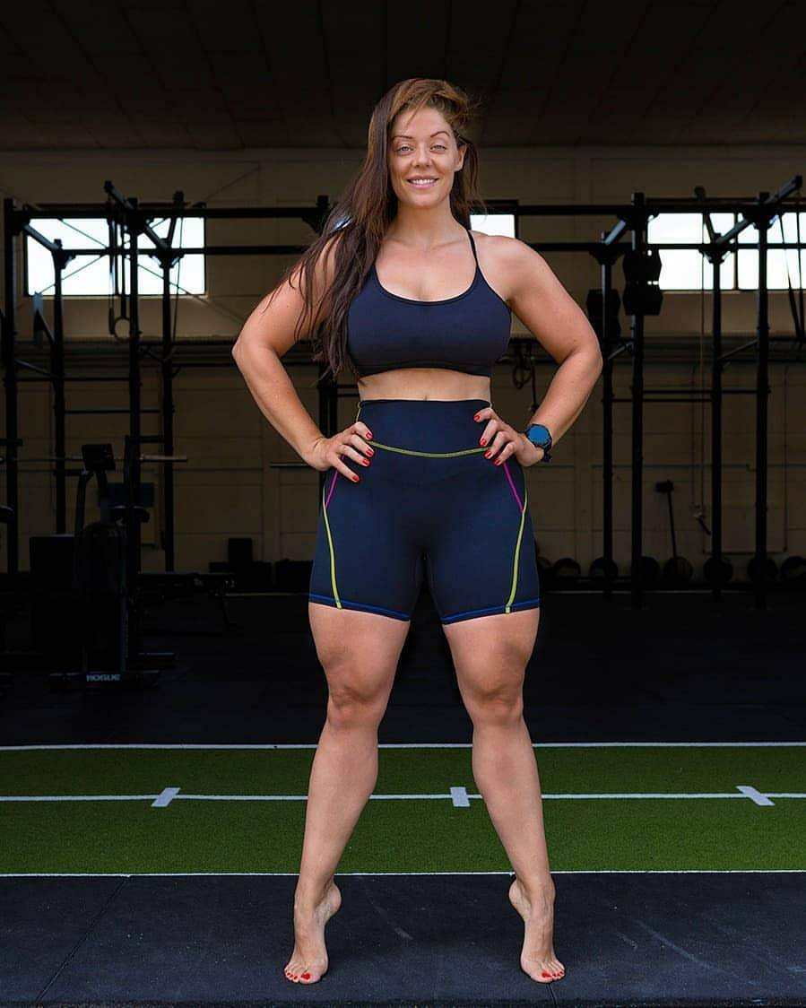 Mia Sand | Scrolller