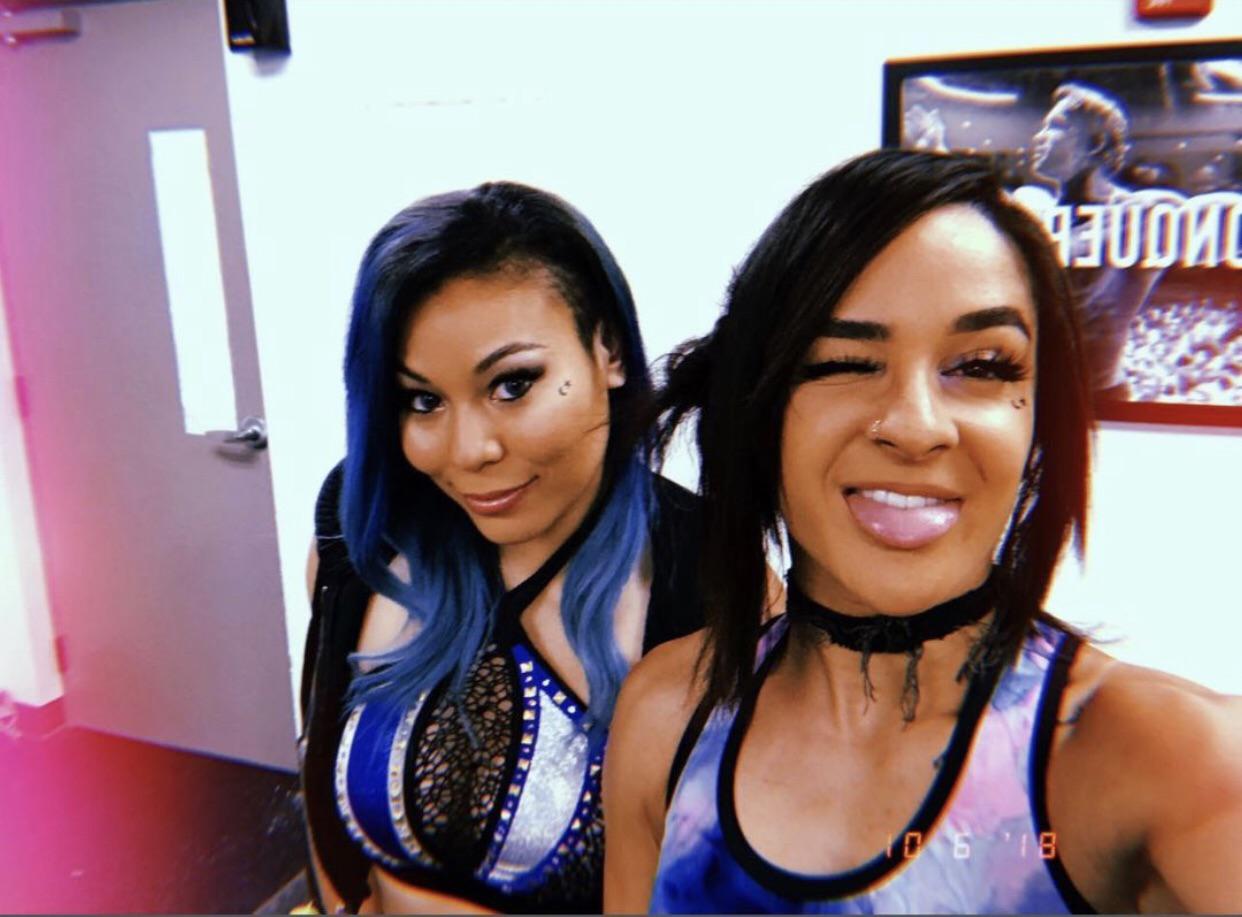 Mia Yim & Dakota Kai | Scrolller