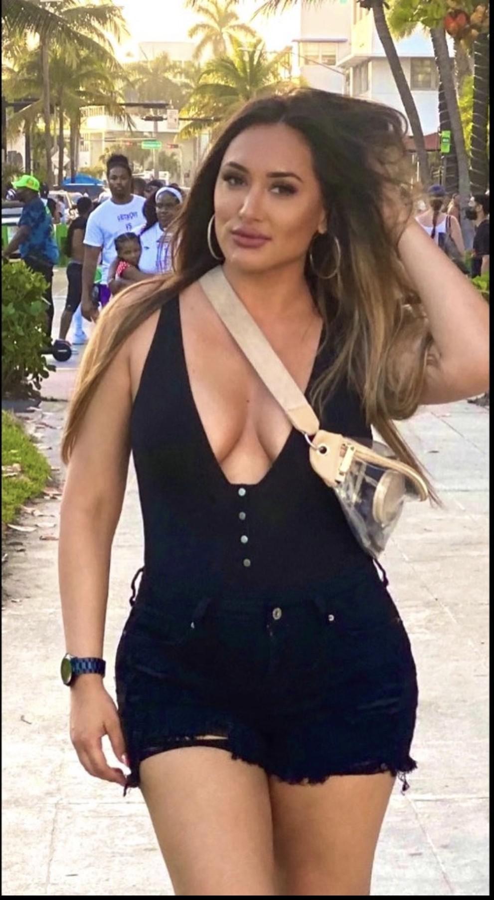 Michelle Joy Phelps | Scrolller