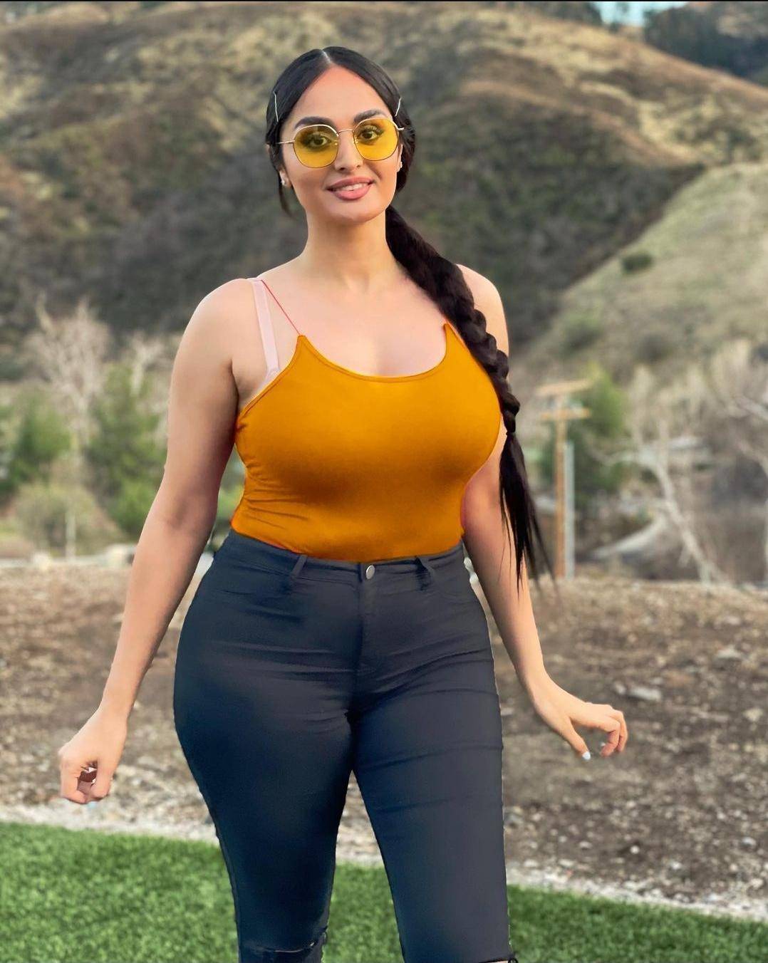 Middle East | Scrolller