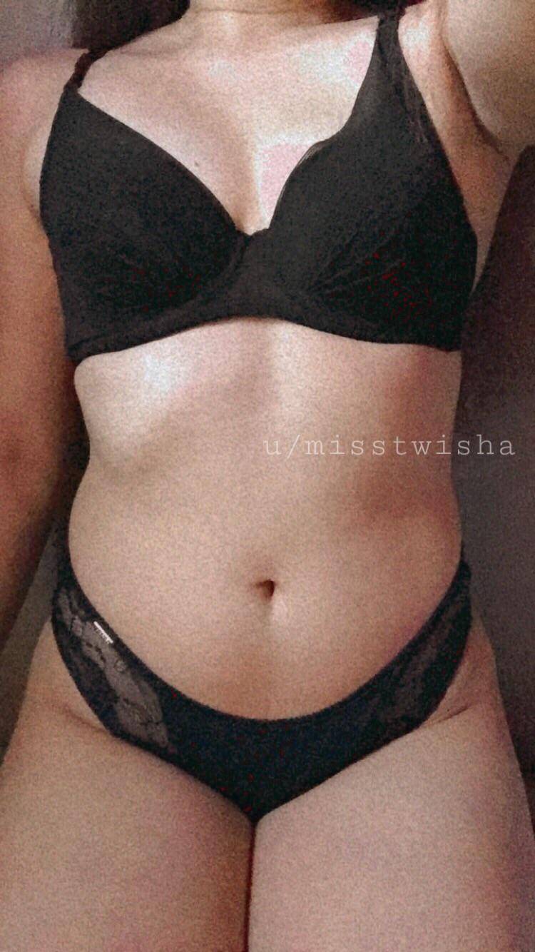 Mild 🥵 | Scrolller