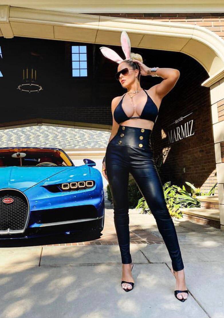 Bunny milf | Scrolller