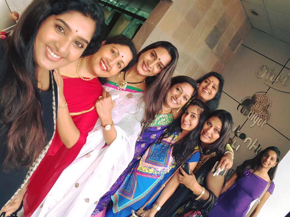 Milf parade | Scrolller